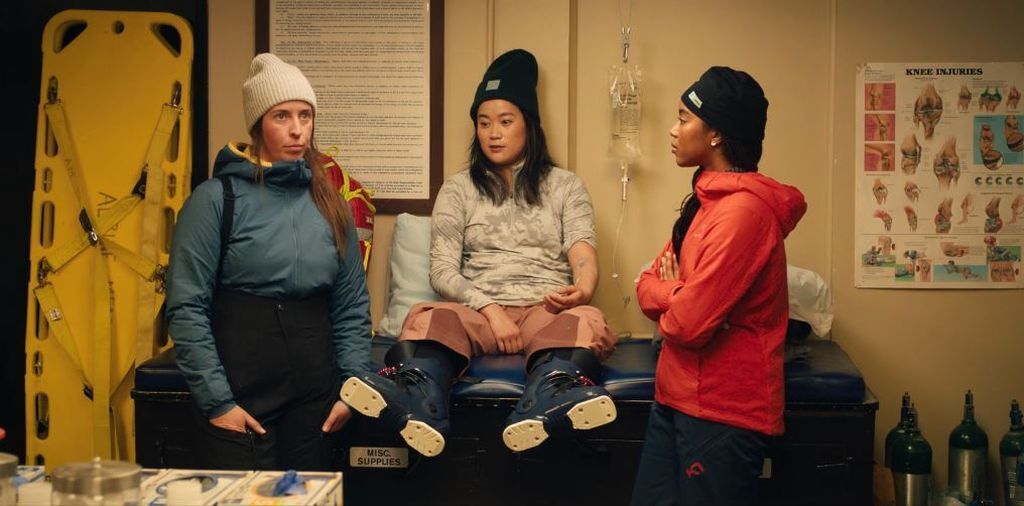 Weak Layers Review- Hard Partying Twenty-Somethings Get A Dose Of ...